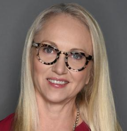 Julie Scully - AdoroCinema