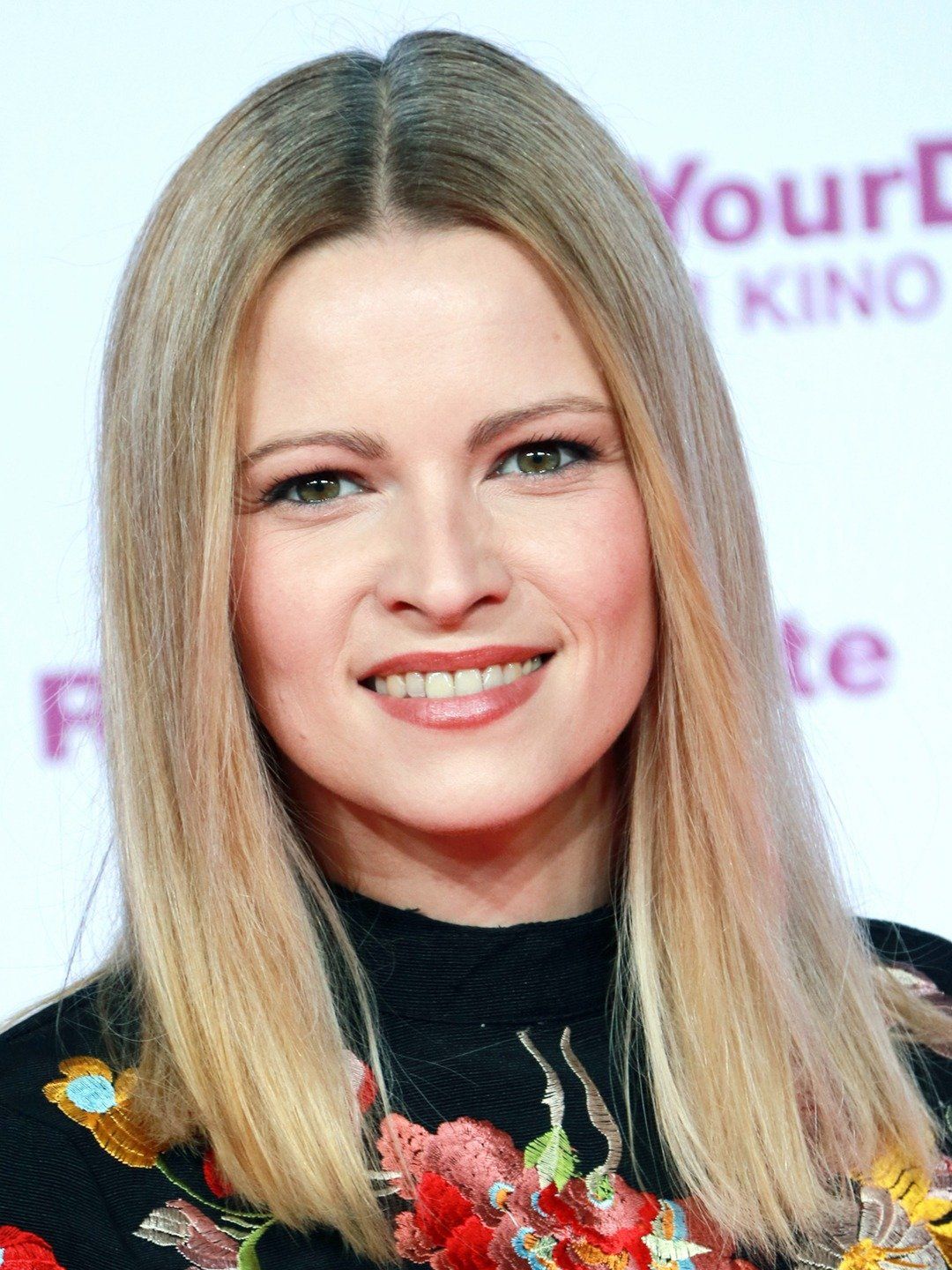 Jennifer Ulrich - AdoroCinema