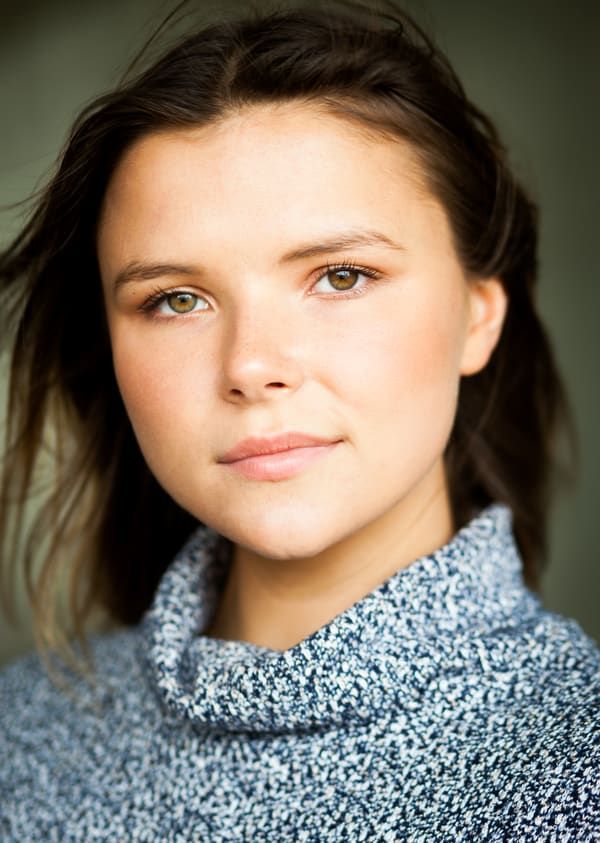 Phoebe Roberts - AdoroCinema