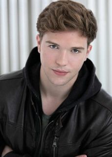 Nathaniel Ashton - AdoroCinema