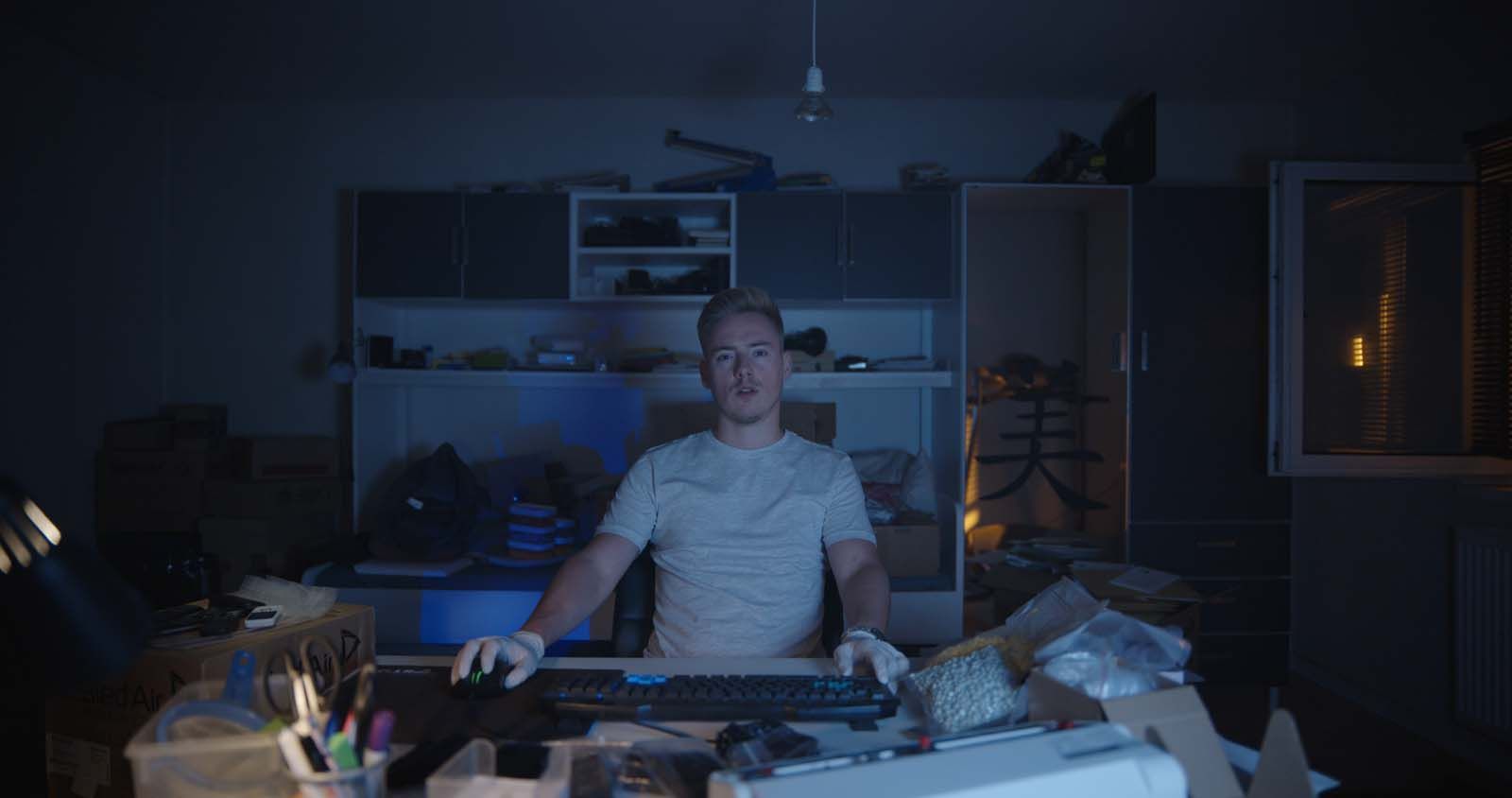 Foto do filme Shiny_Flakes: Drogas Online - Foto 2 de 19 - AdoroCinema