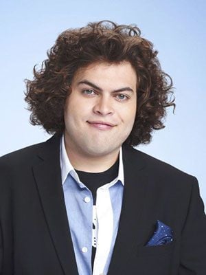 Dustin Ybarra - AdoroCinema