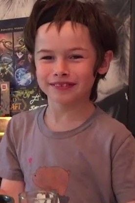 Max Mitchell - AdoroCinema