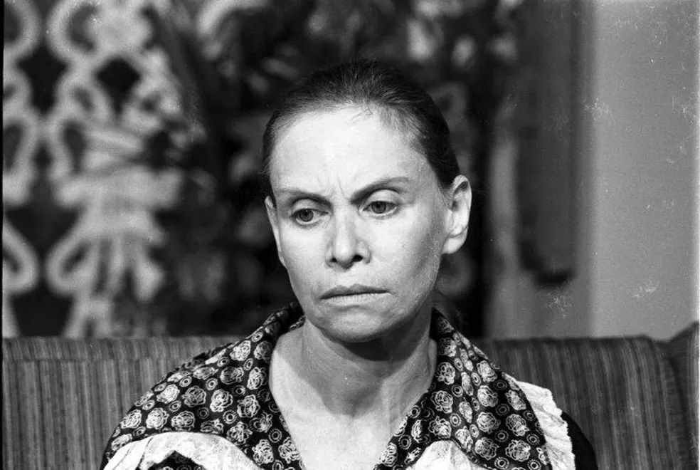 Gina: Foto - 9 no 10 - AdoroCinema