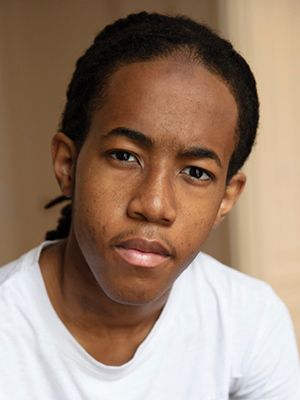 Chris Makodi - AdoroCinema