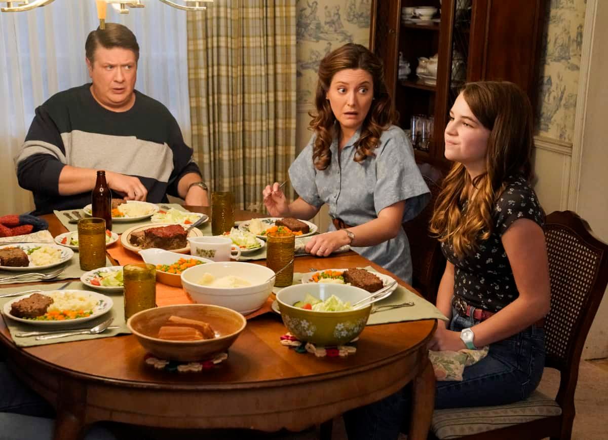 Foto de Raegan Revord - Fotos Zoe Perry, Lance Barber, Raegan Revord ...