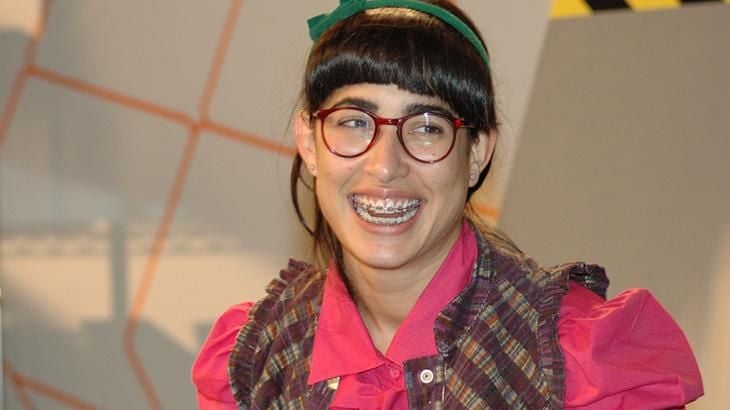 Bela, a feia : Bela, a feia : Fotos - 1 no 11 - AdoroCinema