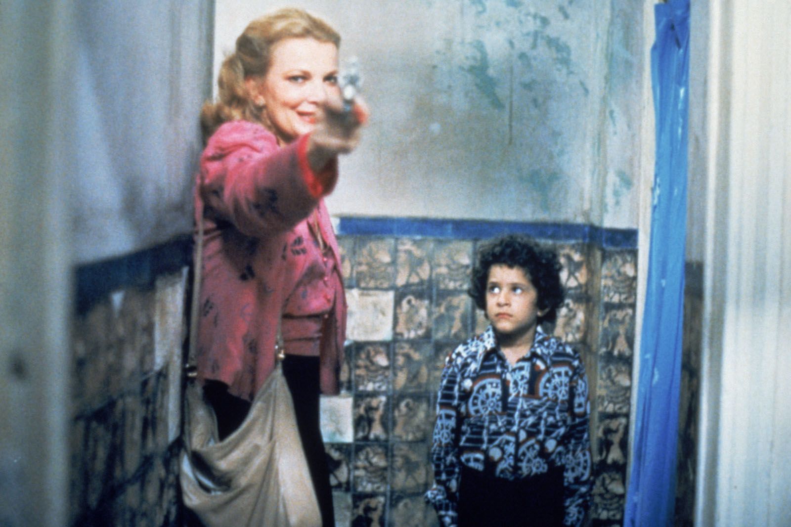 Foto de John Adames - Glória : Fotos John Adames, Gena Rowlands - Foto ...