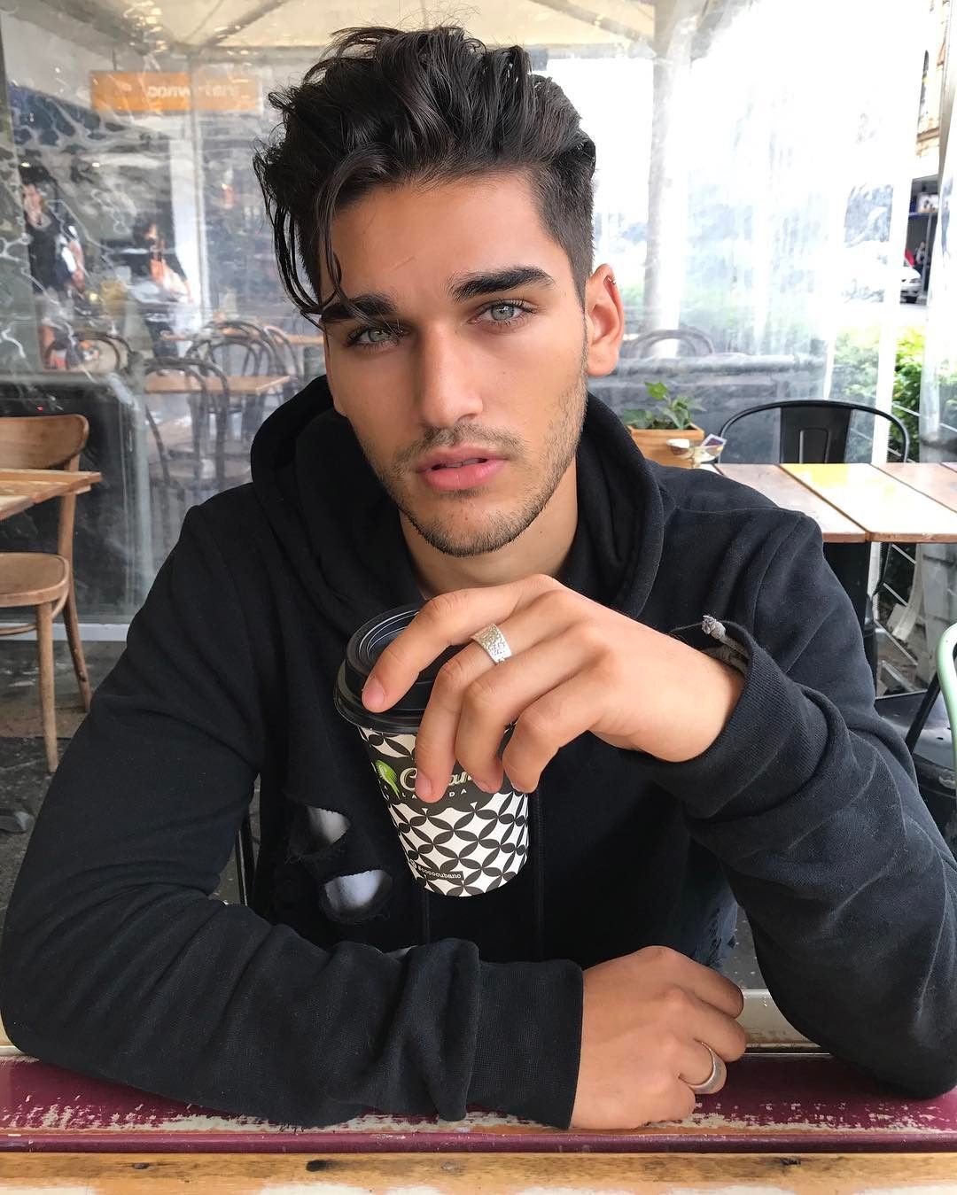 Josh Heuston - AdoroCinema