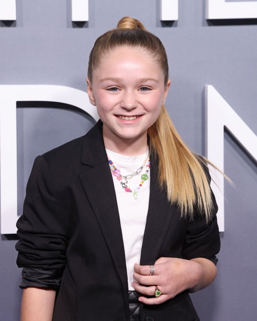 Alix West Lefler - AdoroCinema