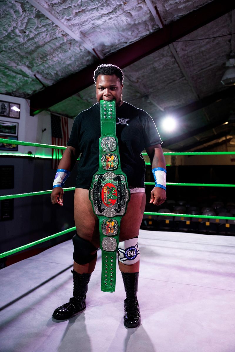 Monster Factory: Saindo da Jaula : Monster Factory: Saindo da Jaula ...