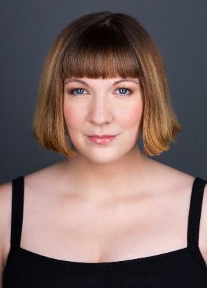 Sara Burke - AdoroCinema