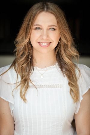 Natalie Abbott - AdoroCinema