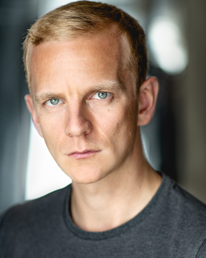 Christopher Sherwood - AdoroCinema