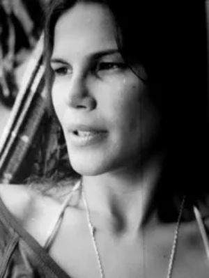 Luciana Mazeto - AdoroCinema