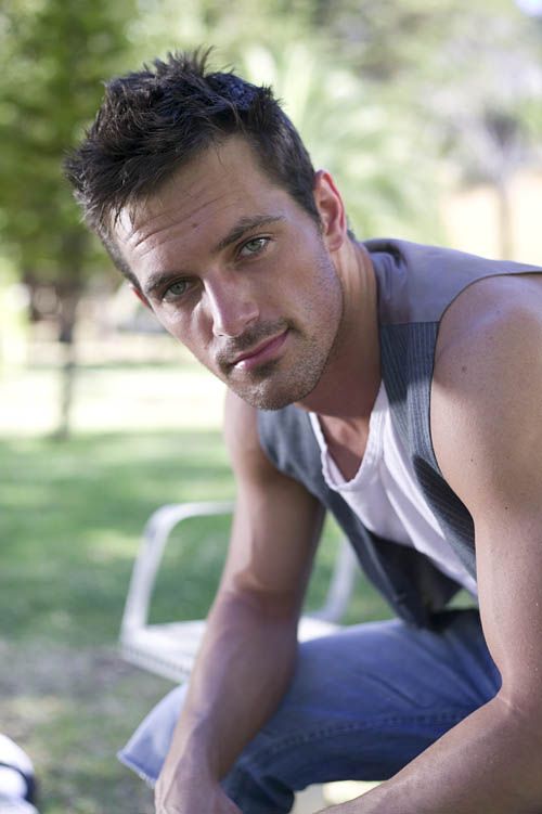 Grant Ross - AdoroCinema