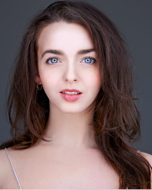 Allison Winn - AdoroCinema