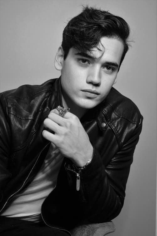 Alejandro Akara - AdoroCinema