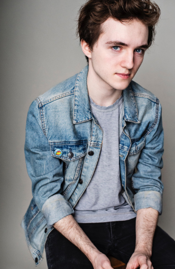 Spike White - AdoroCinema