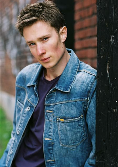 Darcy Cadman - AdoroCinema