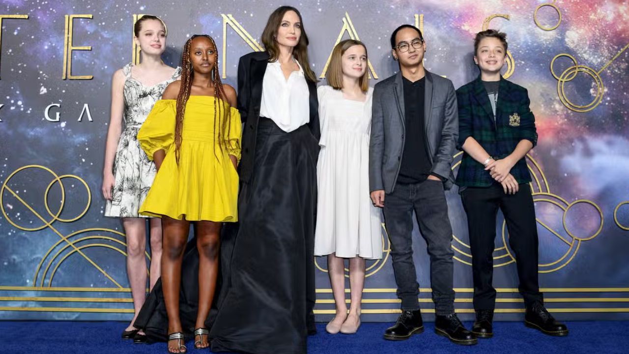 Angelina Jolie Criancas 2024 Shiloh Filha De Angelina Jolie E Brad