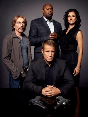 Pôster Human Target - Pôster 1 no 91 - AdoroCinema