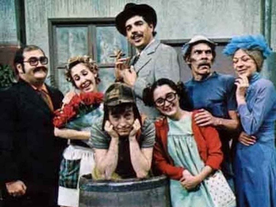 Chaves : Chaves : Fotos - 9 no 17 - AdoroCinema