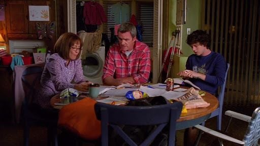 Pôster The Middle 4ª temporada - Pôster 8 no 256 - AdoroCinema