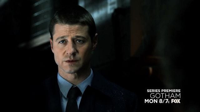 Gotham: Fish Mooney é destaque nos dois novos vídeos da série derivada ...