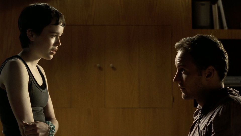 Trailer do filme Menina Má.com - Menina Má.com Trailer Original ...