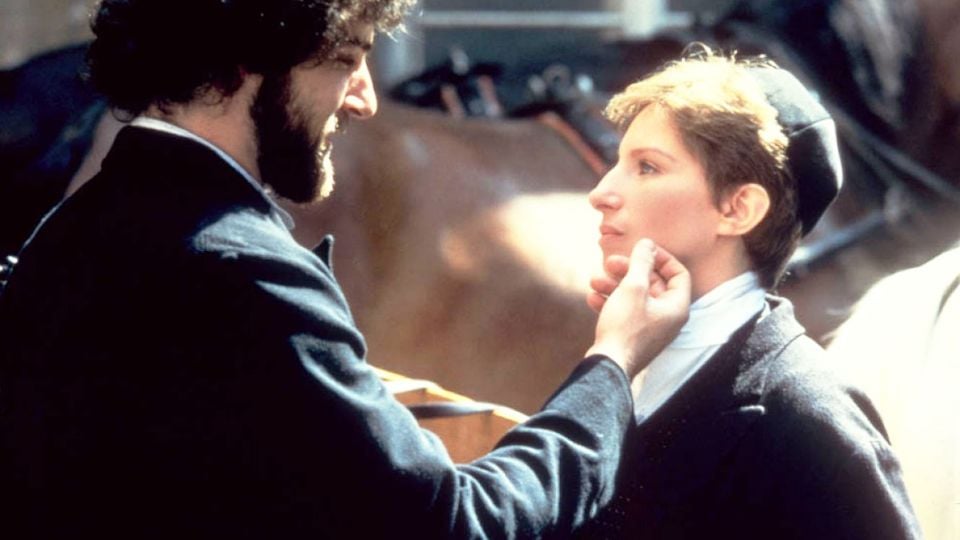 Trailer do filme Yentl - Yentl Trailer Original - AdoroCinema