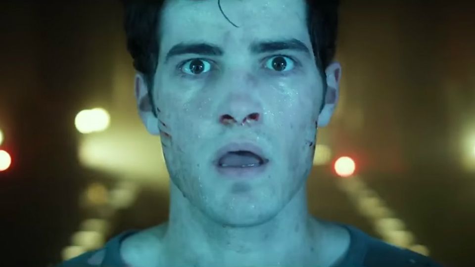 Trailer do filme Max Steel - Max Steel Trailer Original - AdoroCinema