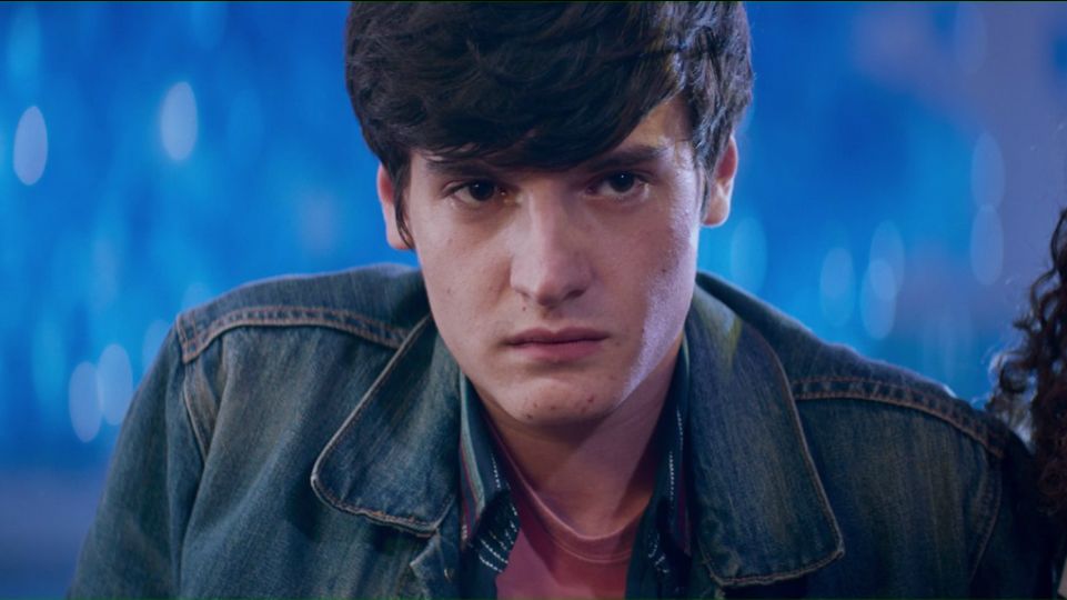 Trailer do filme Ferrugem - Ferrugem Trailer Oficial - AdoroCinema