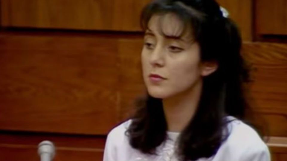 Lorena 1ª Temporada Trailer Original - Trailer Lorena T01 - AdoroCinema