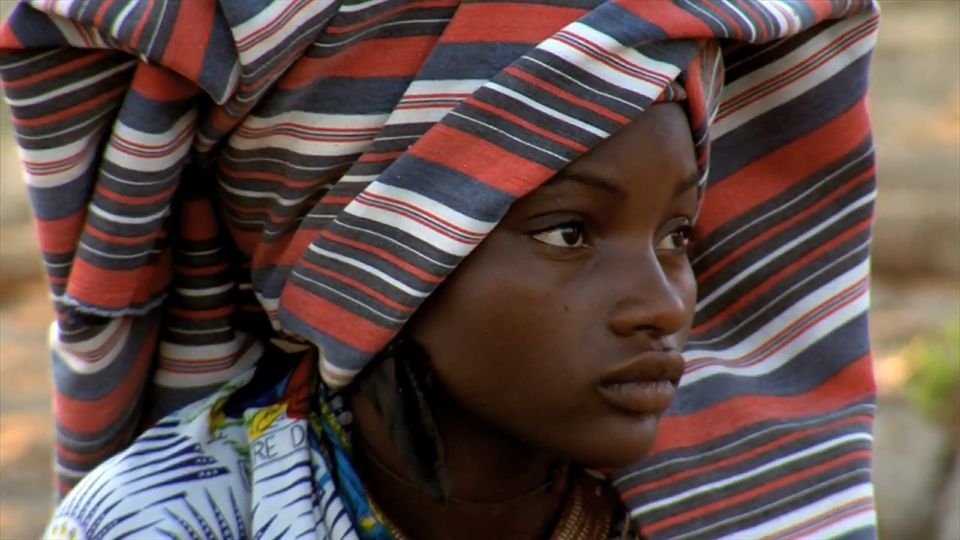 Trailer do filme Hereros Angola - Hereros Angola Trailer Legendado ...